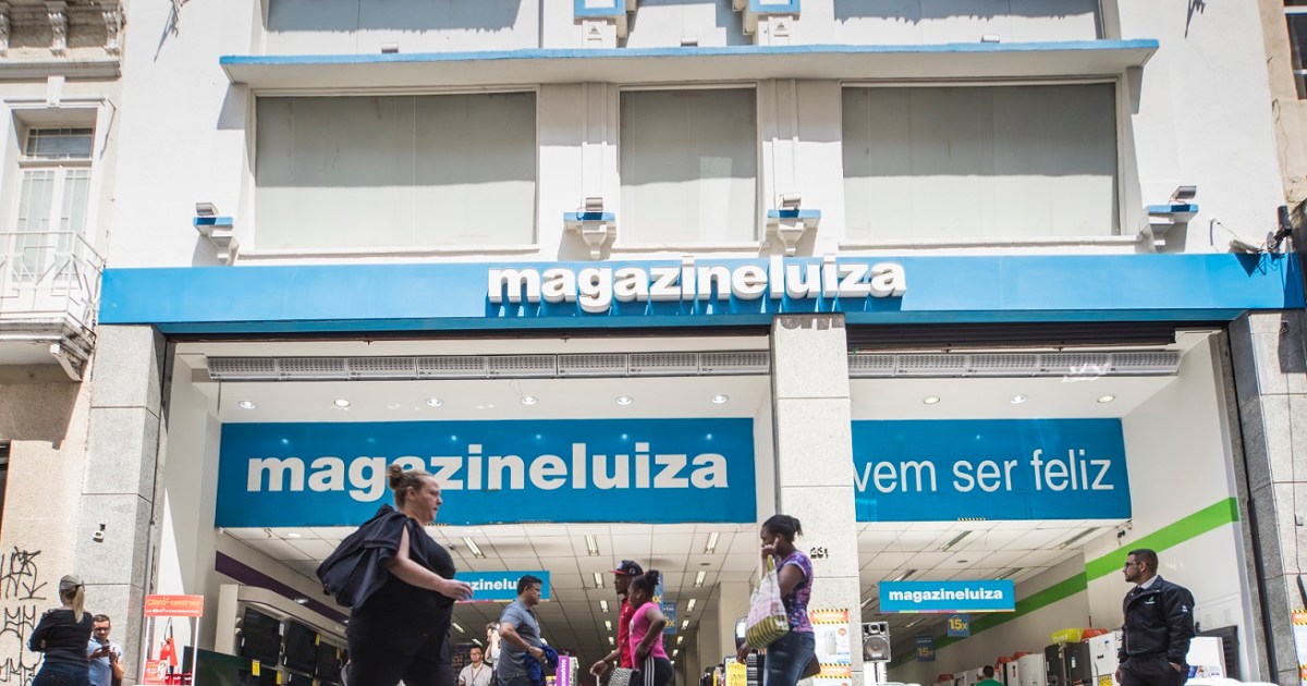 Magazine Luiza tem lucro quase 40% maior no 4º tri e mira ampliar ...