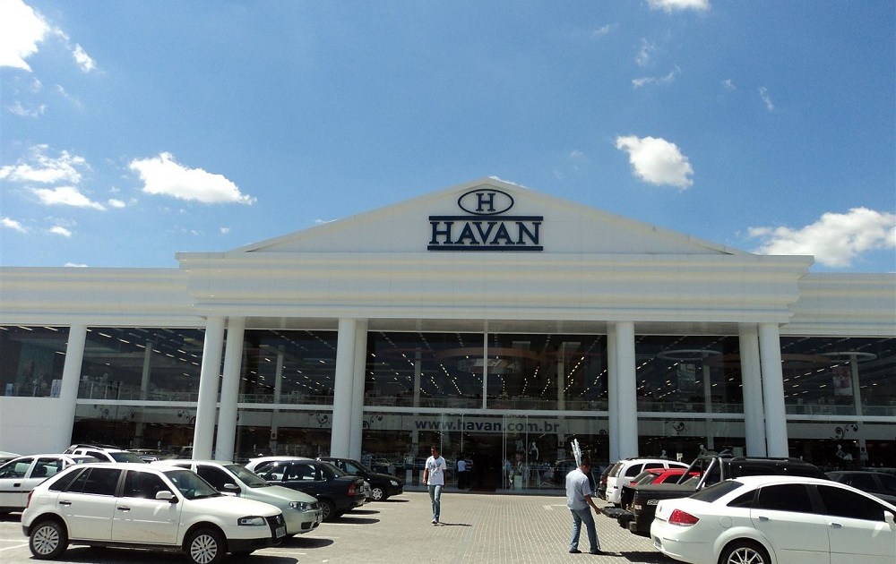 Havan começa a vender arroz e feijão para 'driblar' quarentena | CNN Brasil