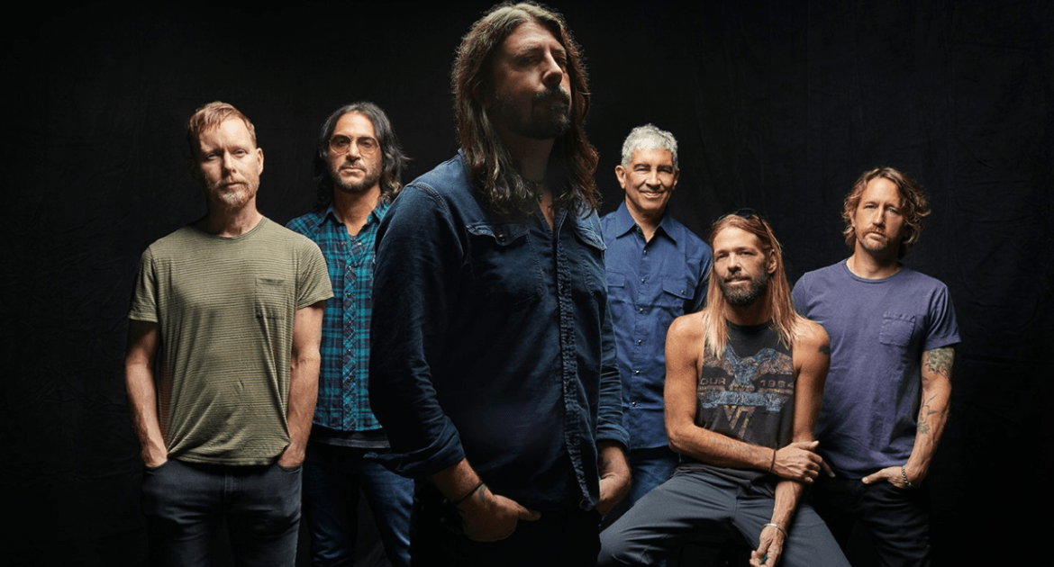 Foo Fighters anuncia cancelamento da turnê de 2022 após morte de Taylor ...