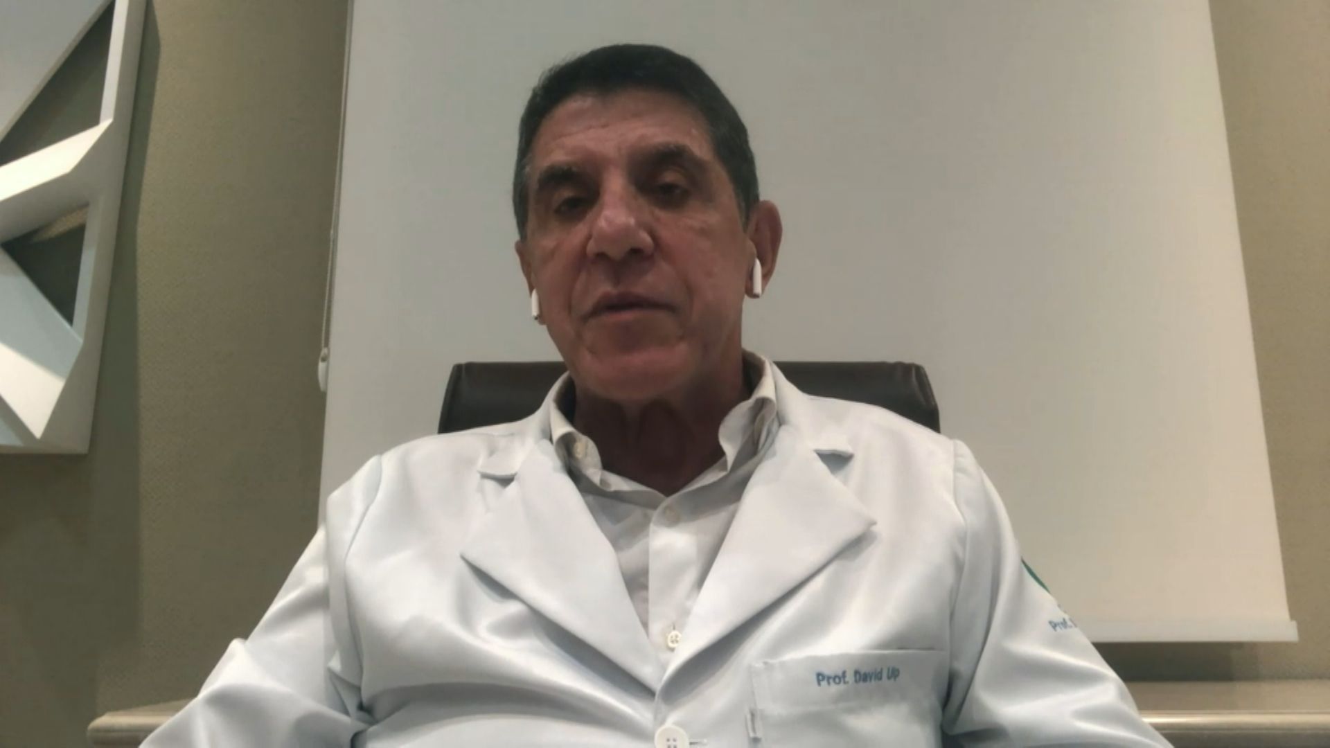 Nunca vi nada parecido à transmissibilidade da Ômicron, diz David Uip ...