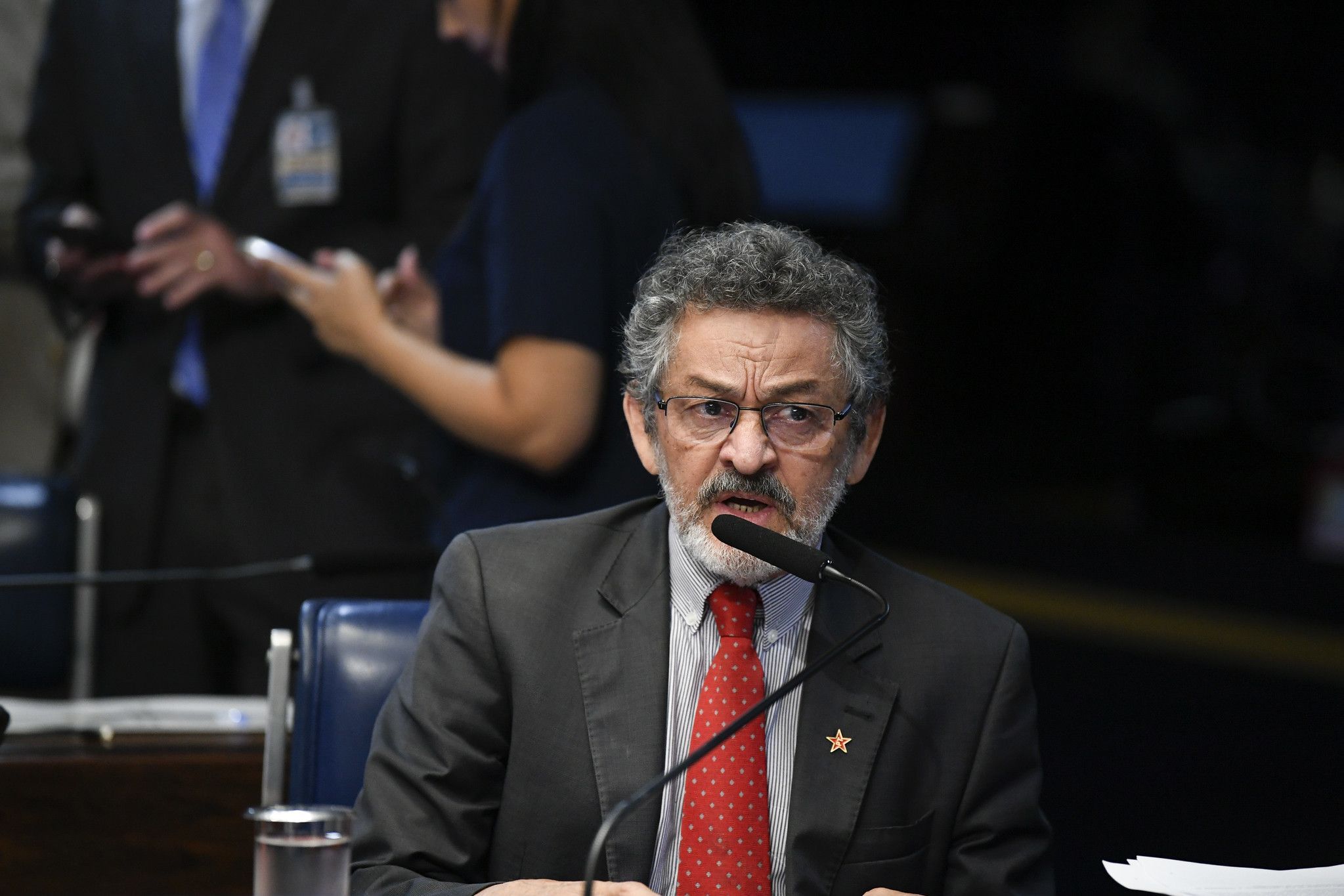 PEC prevê R$ 175 bi fora do teto e deve ser apresentada à tarde, diz ...