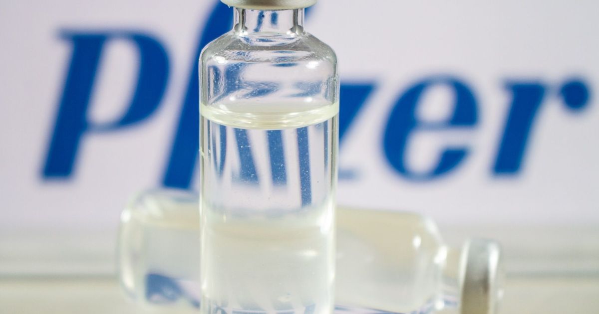 Anvisa aprova aplicação de dose de reforço da vacina da Pfizer em ...