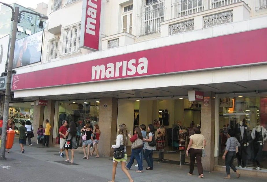 Marisa reverte lucro e tem prejuízo de R$ 70,3 milhões no 4º trimestre ...