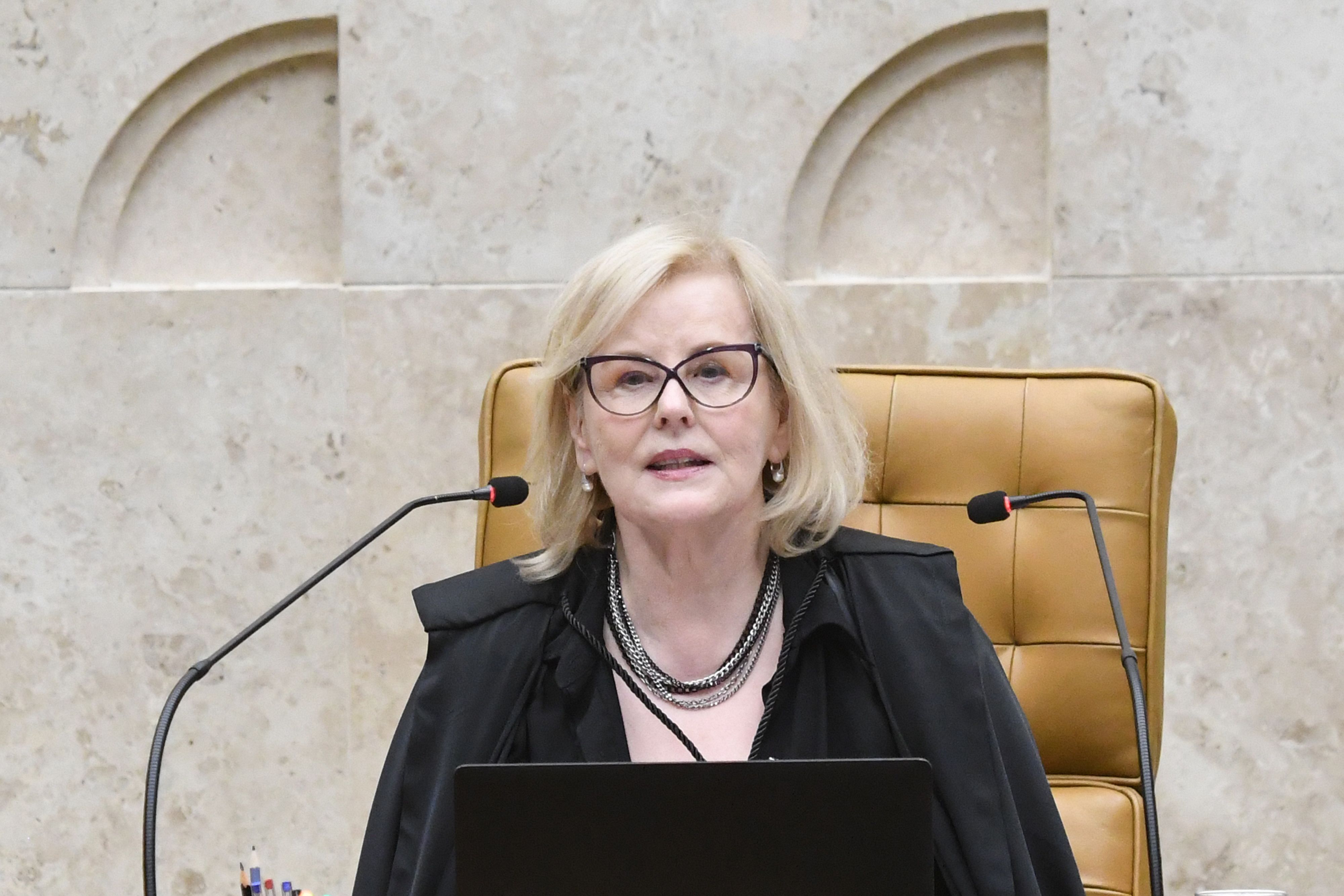 Rosa Weber confirma presença no desfile de 7 de Setembro a convite de ...