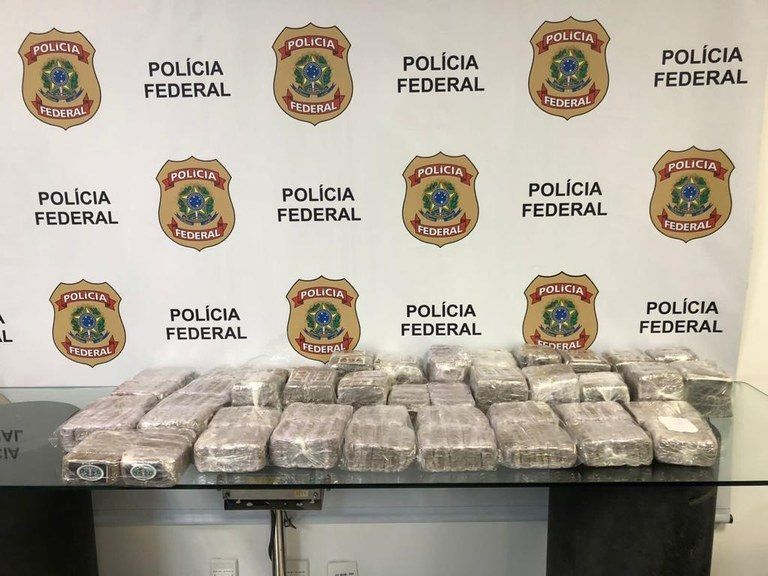 PF prende homem com 30kg de maconha no Aeroporto do Galeão | CNN Brasil