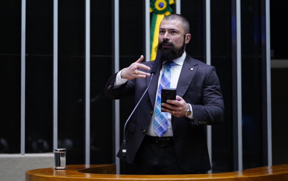Justiça manda excluir vídeo de deputado que associa PT ao narcotráfico ...