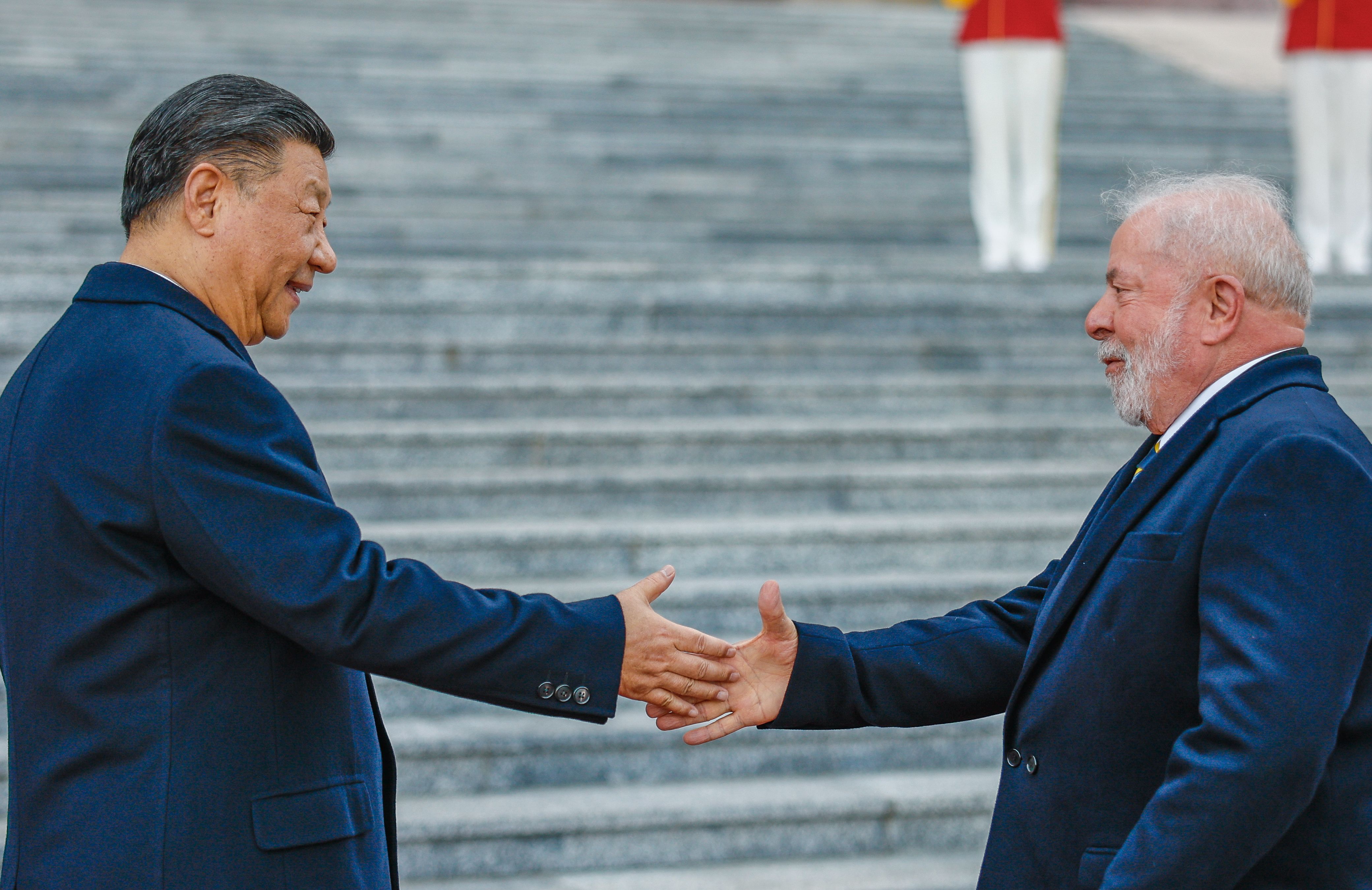 Lula e Xi Jinping discutem cenários pós-Trump, guerras e reformas de ...