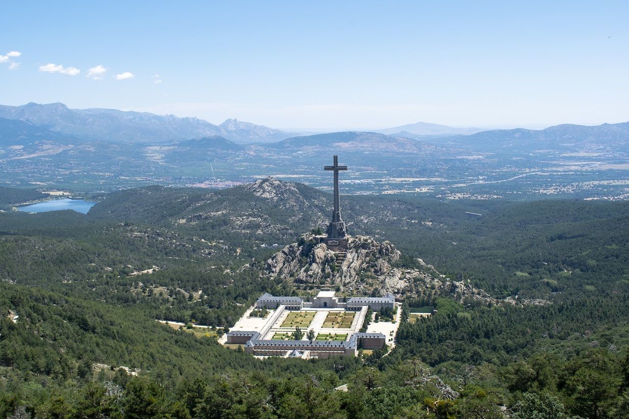 Espanha vai exumar 128 corpos de vítimas da Guerra Civil | CNN Brasil