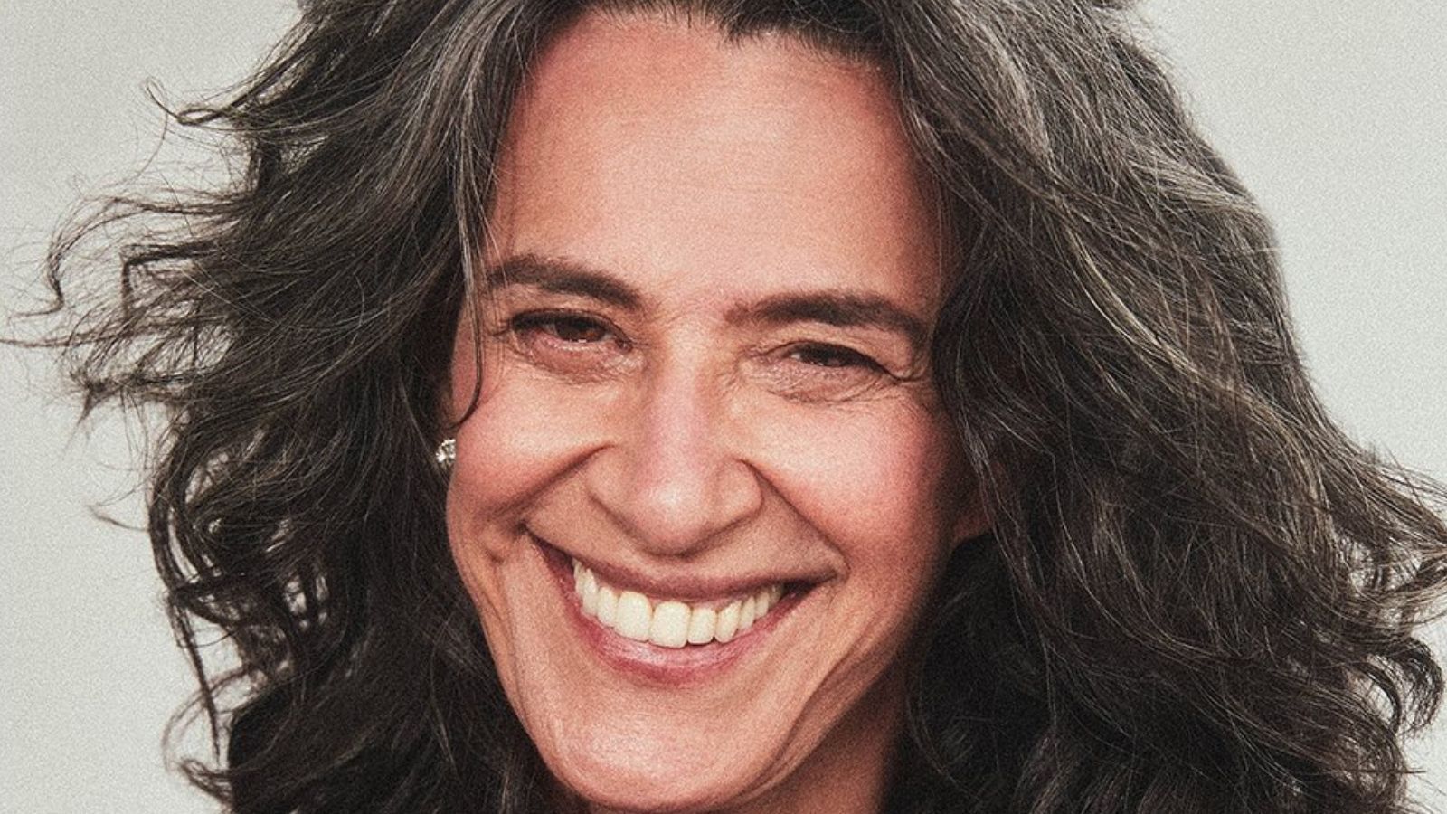 "Excelência Musical": Simone será homenageada no Grammy Latino | CNN Brasil