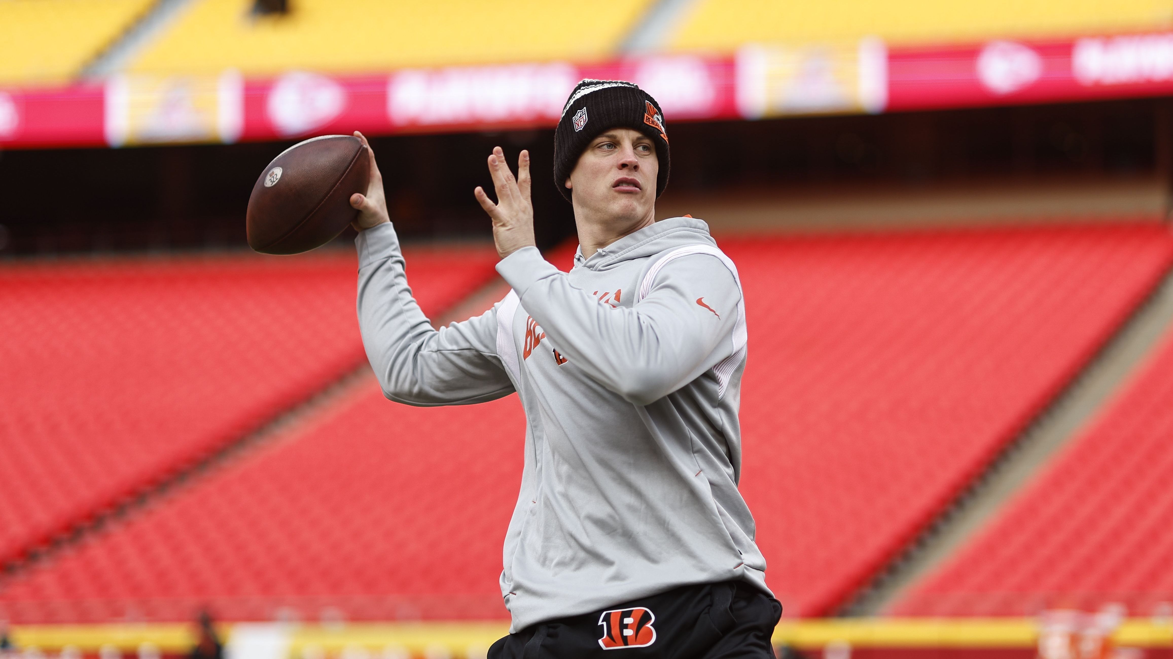 Quarterback do Cincinnati Bengals assina o maior contrato anual da ...