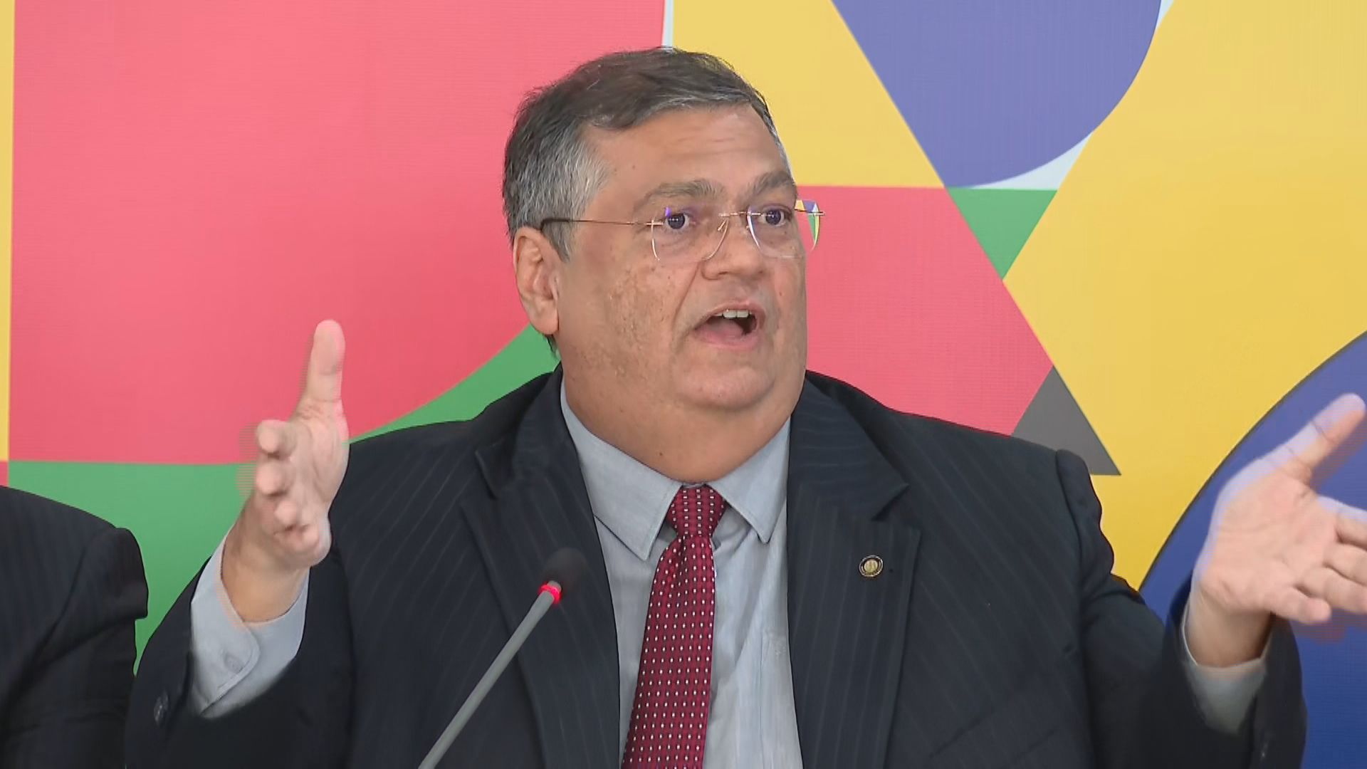 Dino: "Com GLO, as Forças Armadas que estarão em portos e aeroportos ...