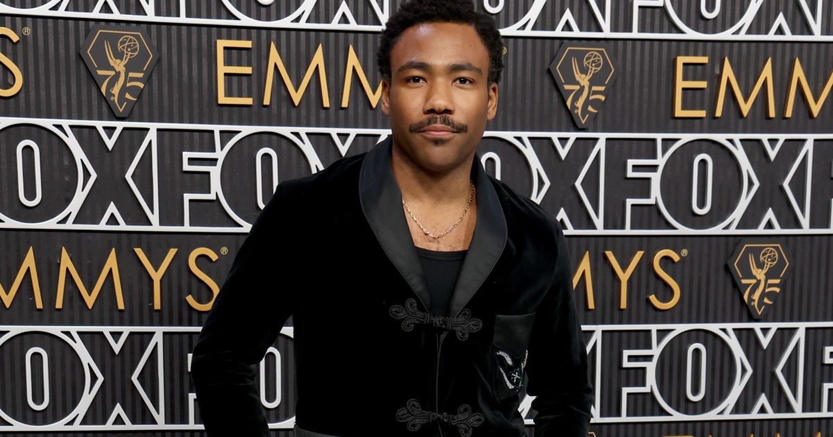 Donald Glover anuncia filme e último álbum como Childish Gambino | CNN ...