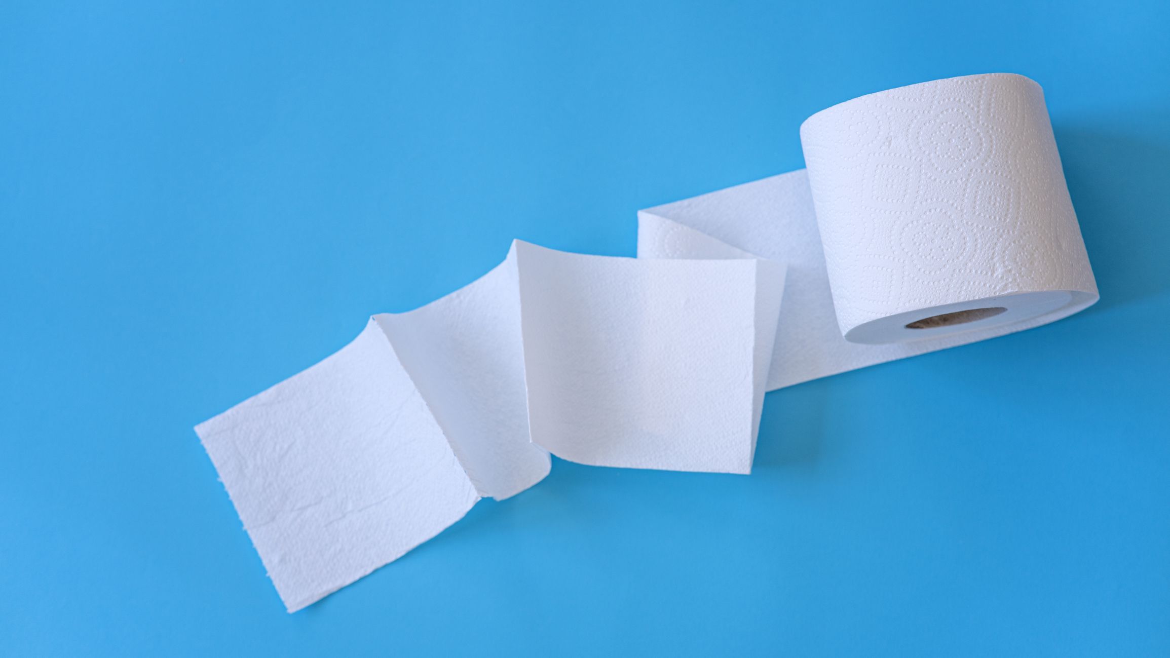 Entenda como a aparência das fezes pode indicar câncer de cólon | CNN ...