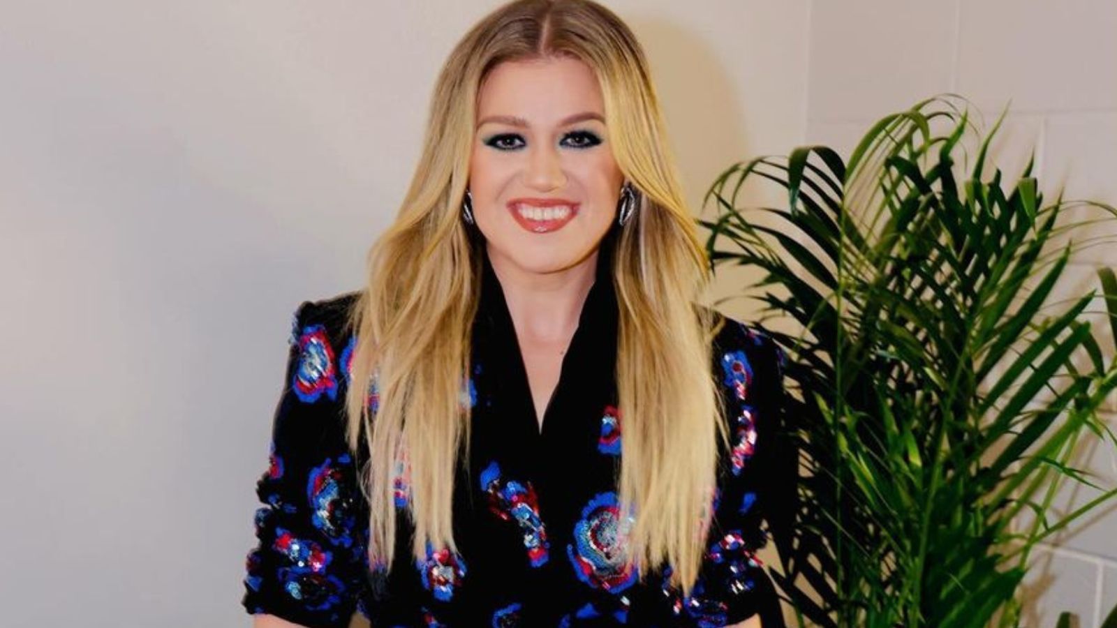 Kelly Clarkson fala sobre depressão após divórcio: "emoções ...