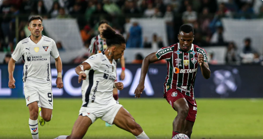 Revanche: No Rio, Fluminense recebe LDU na final da Recopa | CNN Brasil