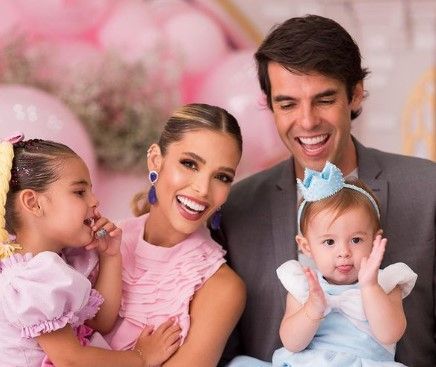 Kaká comemora primeiro ano da filha caçula Sarah | CNN Brasil