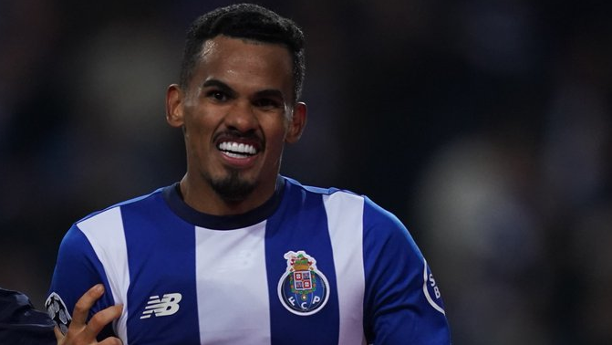 Quem é Galeno, o atacante que pode trocar a Seleção Brasileira por ...