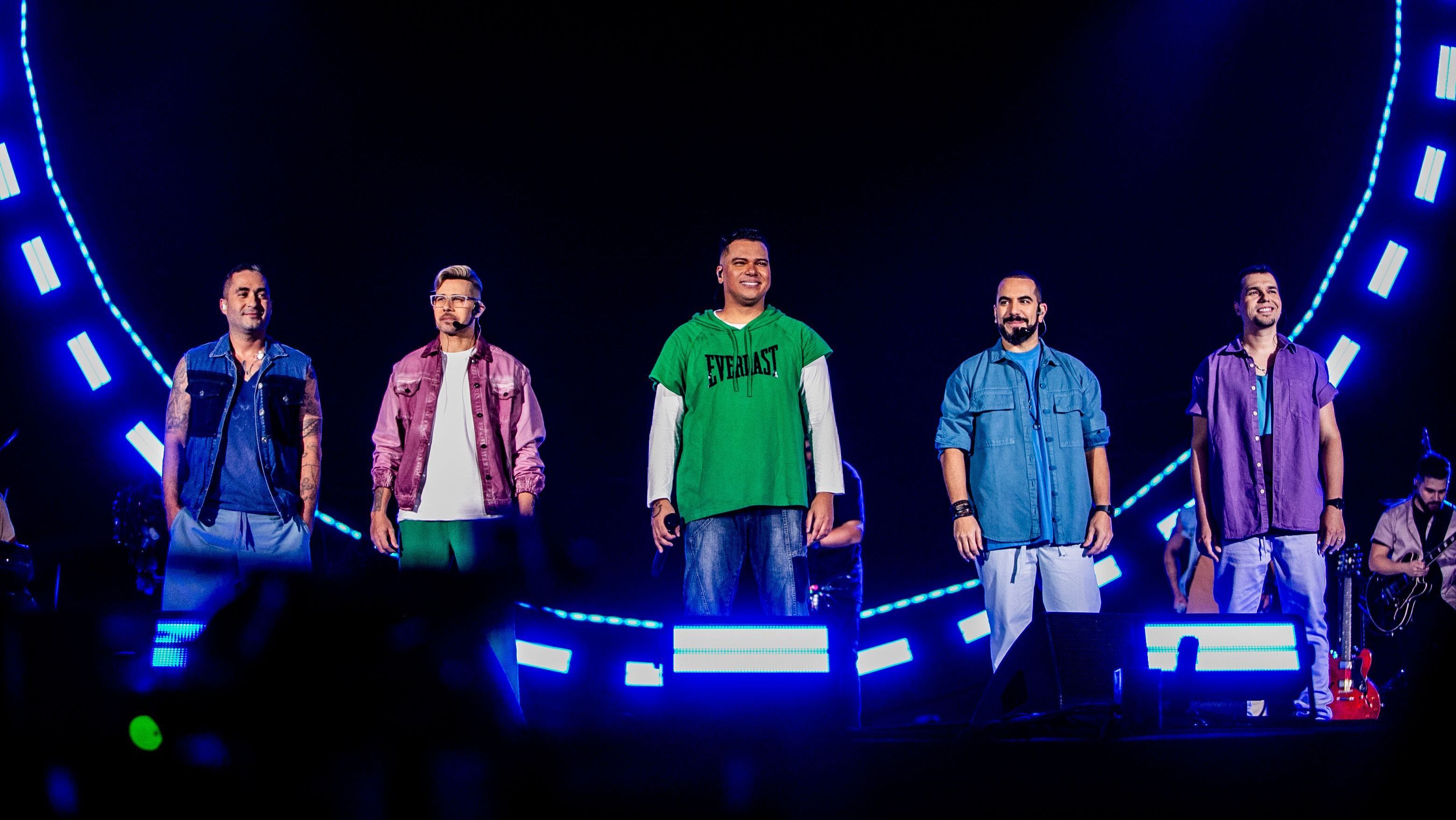 Sorriso Maroto lança single ao vivo "Boa Noite"; assista ao vídeo | CNN ...