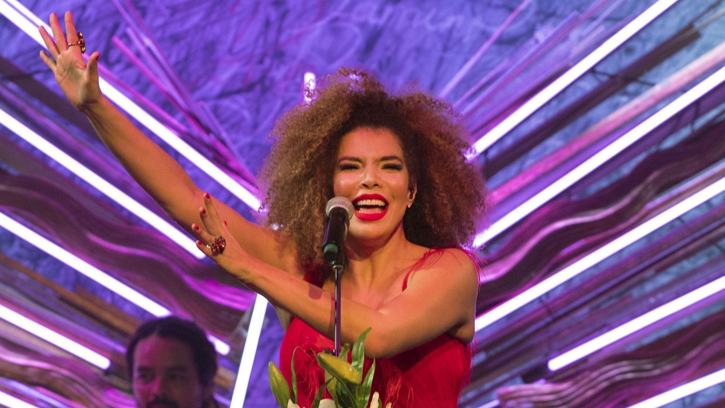 Vanessa da Mata fará show no Rio para comemorar 20 anos de carreira | CNN Brasil