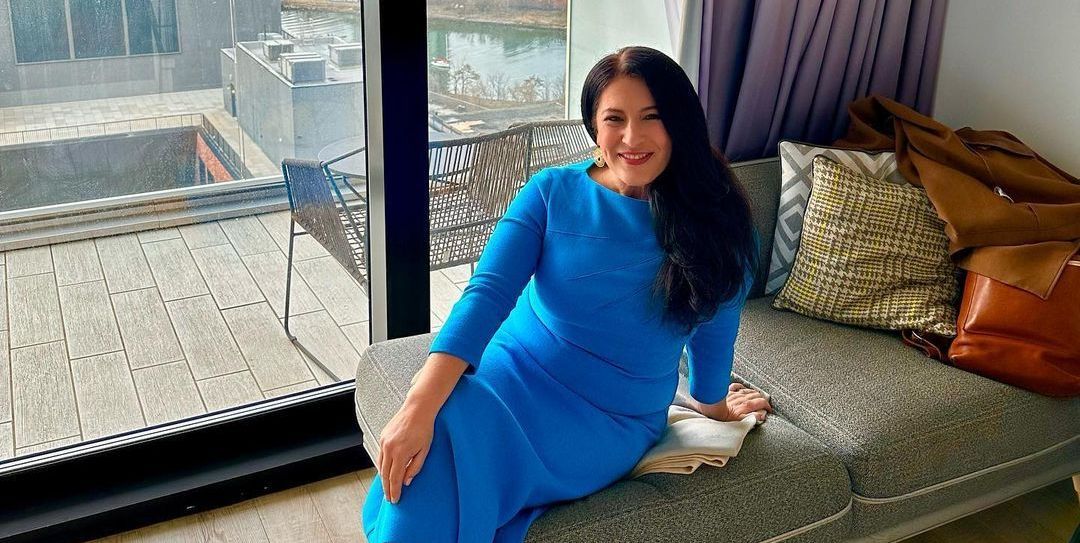 Ada Limón: quem é a poeta que fará a sessão de abertura do SXSW 2024 ...