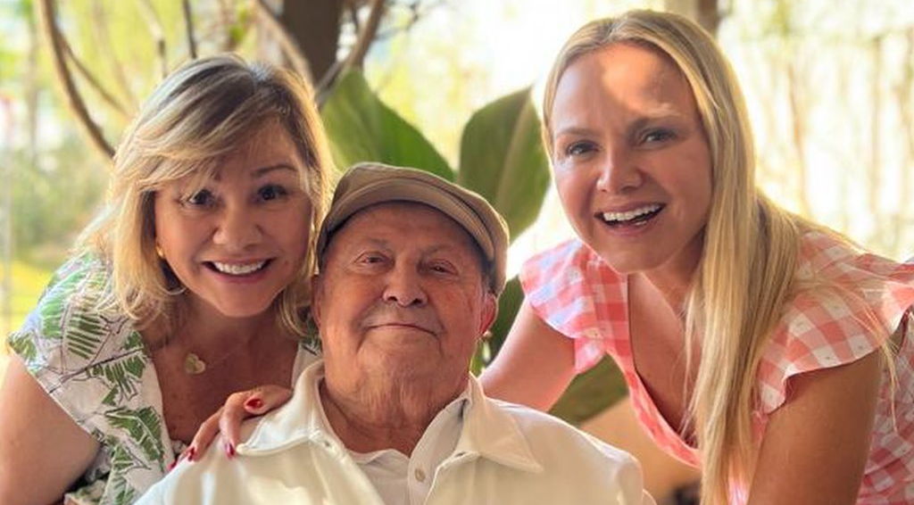 Morre pai de Eliana, José Bezerra, aos 92 anos | CNN Brasil