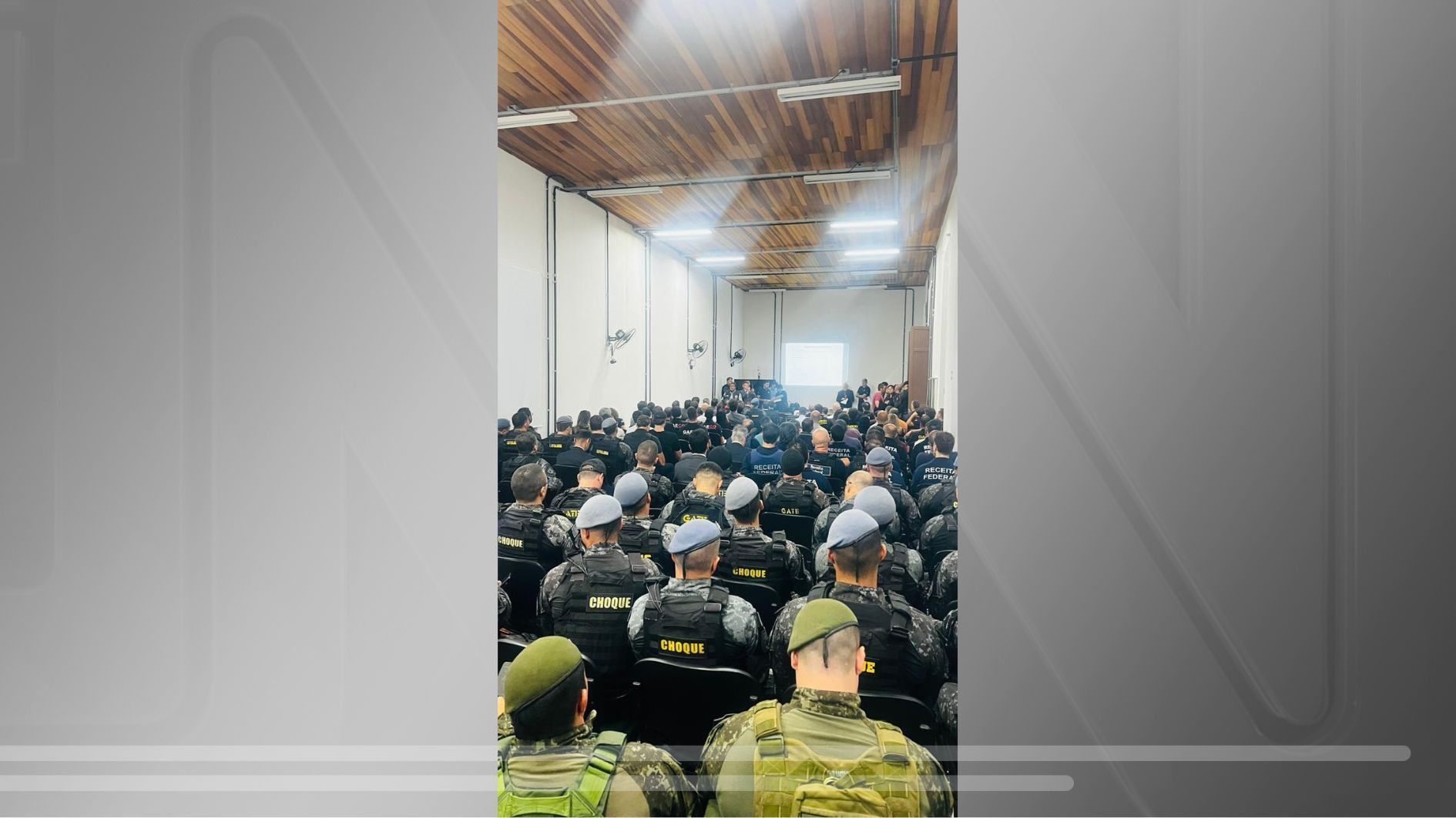 Entenda como o PCC se instala nas instituições | CNN Brasil