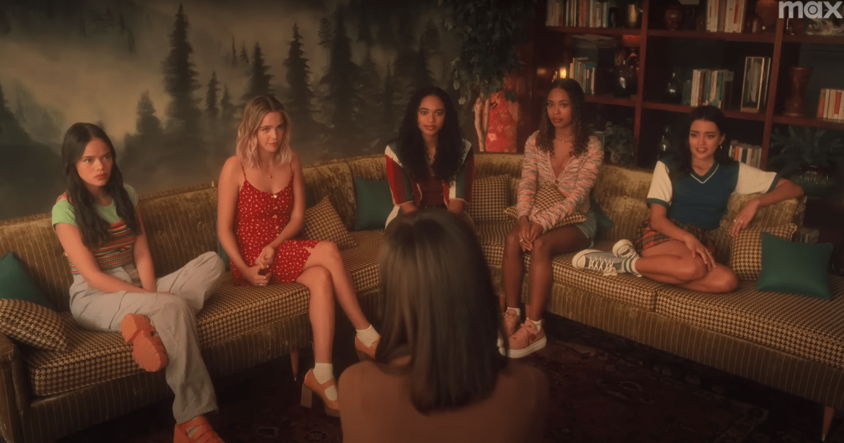 Spin-off de "Pretty Little Liars", "PLL: Curso de Verão" chega ao ...