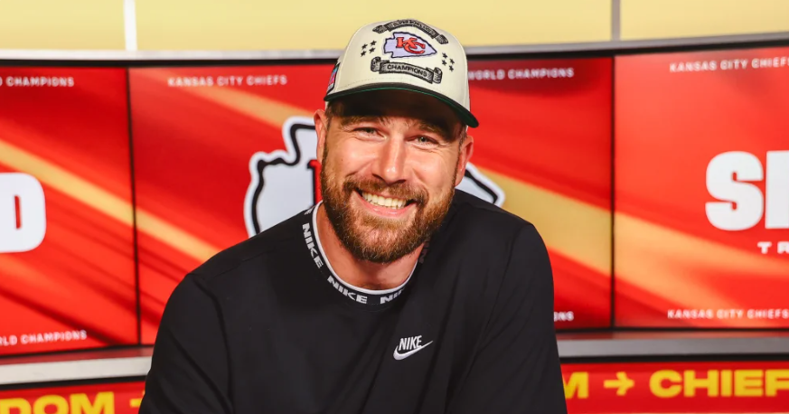 Namorado de Taylor Swift se torna o jogador mais bem pago da NFL | CNN Brasil