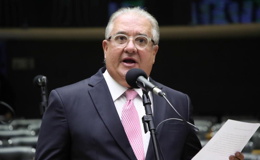 Relator diz à CNN que fará mudanças no PL dos aplicativos enviado pelo ...