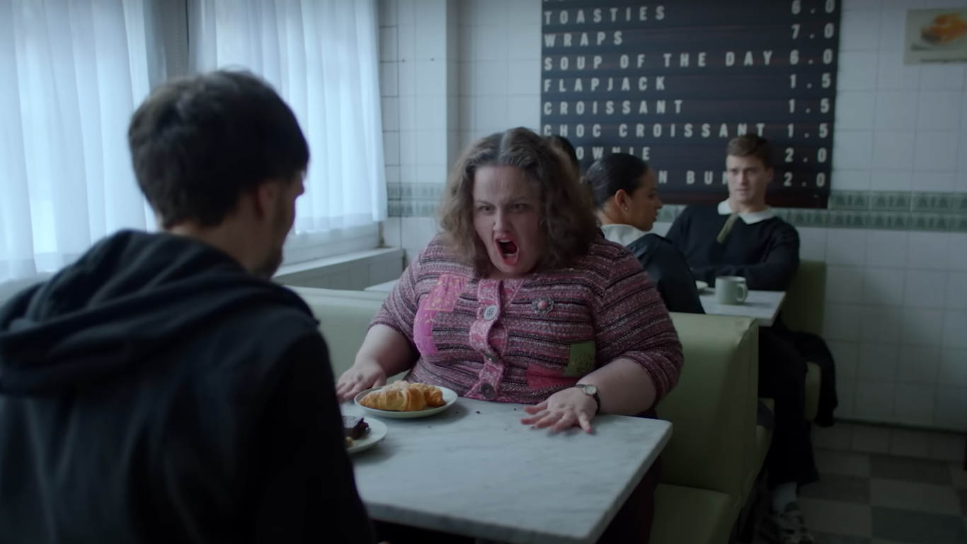 "Bebê Rena": conheça o elenco da série de sucesso da Netflix | CNN Brasil