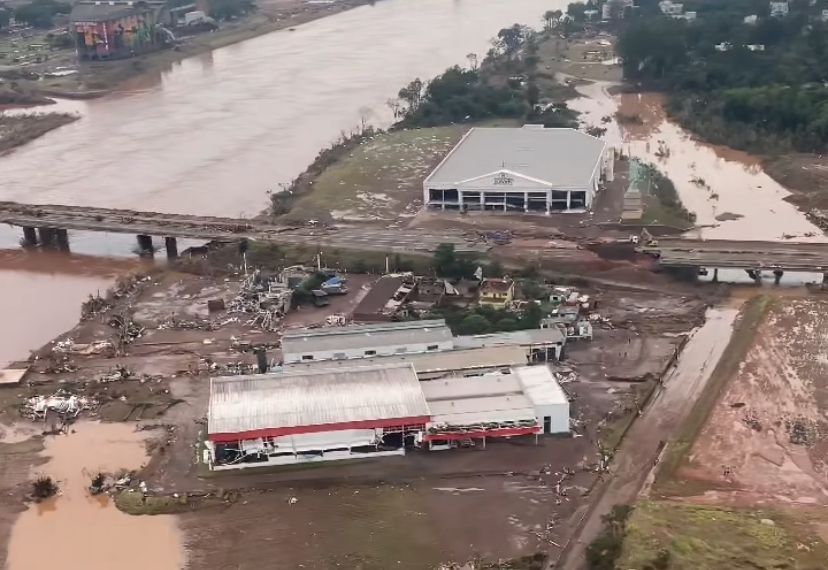 Hang mostra interior da loja da Havan devastada em Lajeado por chuvas ...