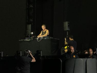 Diplo remixa clássicos e sucessos do funk na abertura de show da ...
