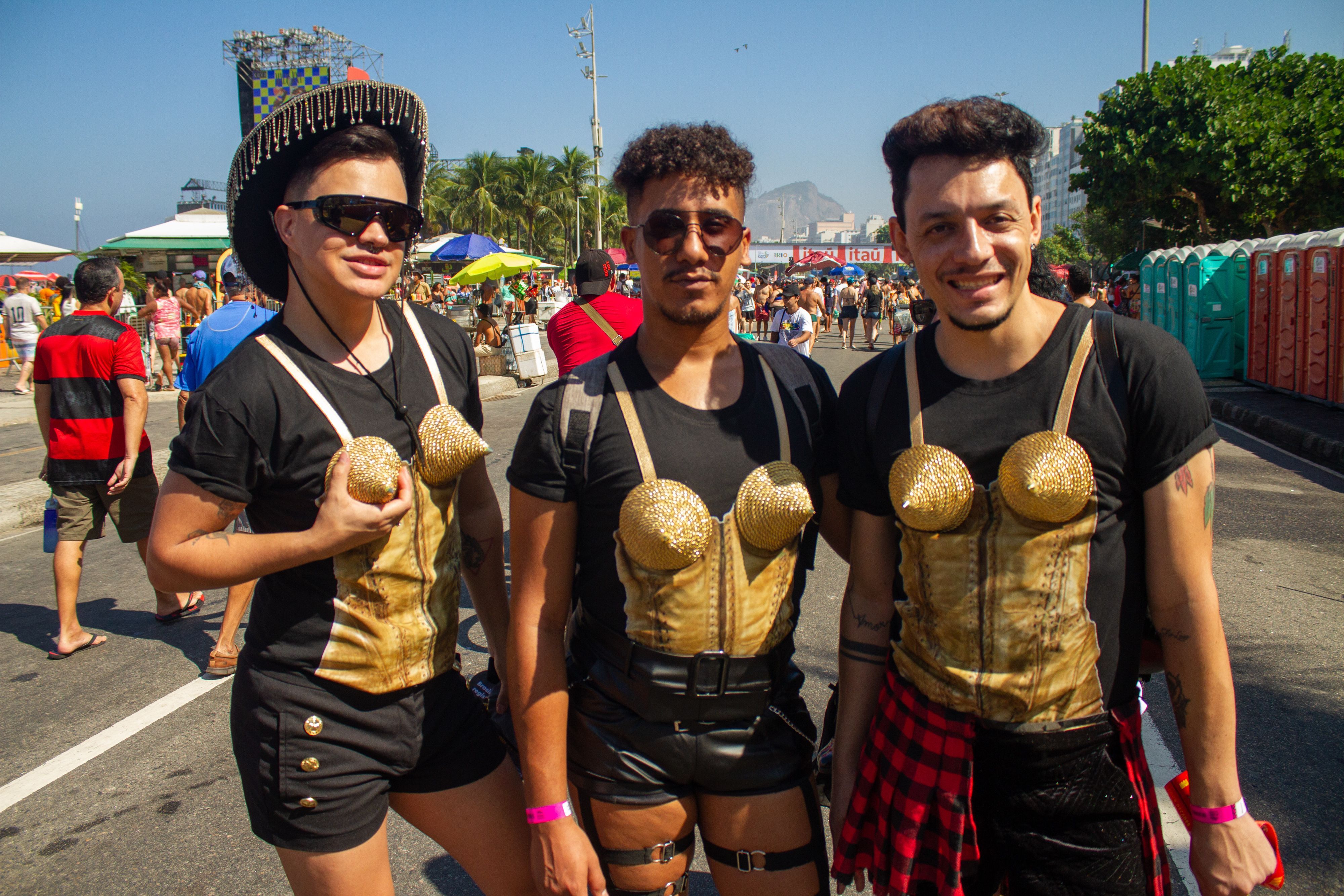 Madonna no Rio: veja looks dos fãs para show em Copacabana | CNN Brasil