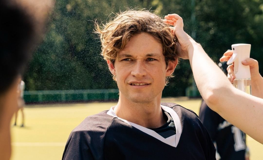 Ator de "Maxton Hall" sobre segunda temporada: "Muito sombria, dor e ...