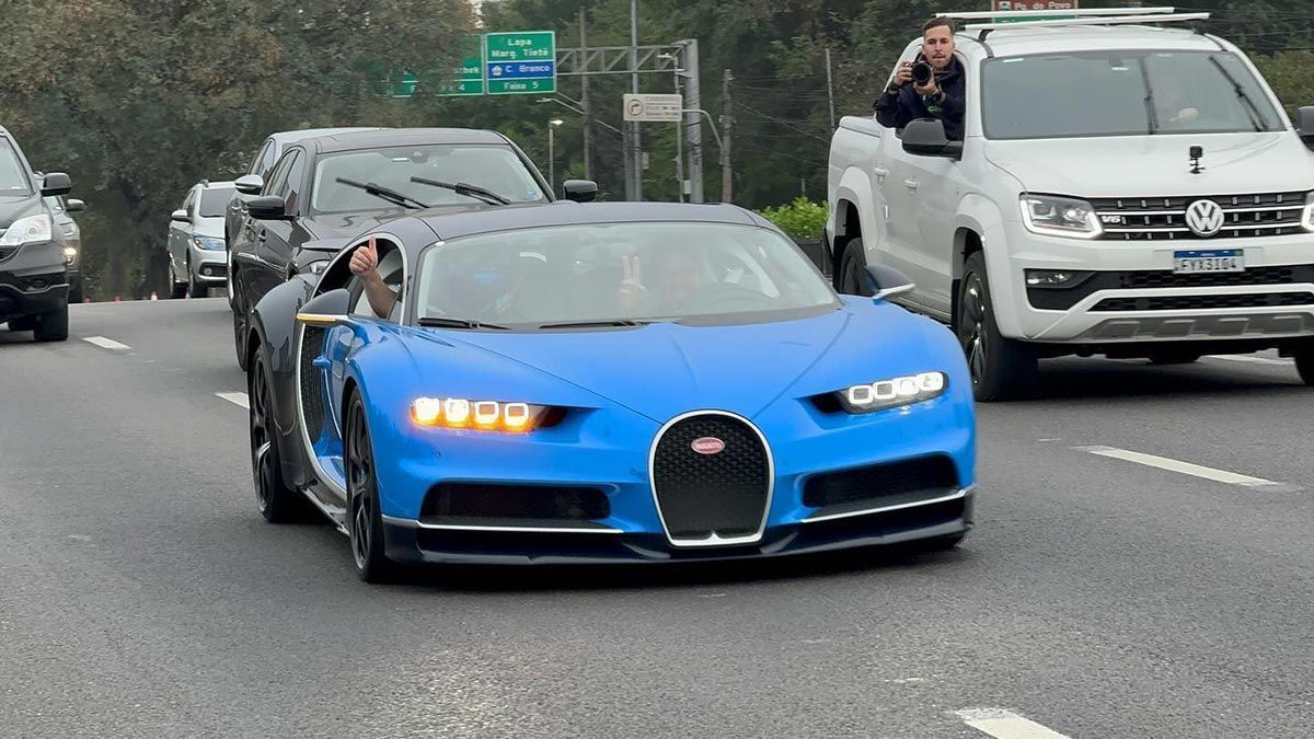 Com valor estimado em R$ 50 milhões, primeiro Bugatti Chiron chega ao ...