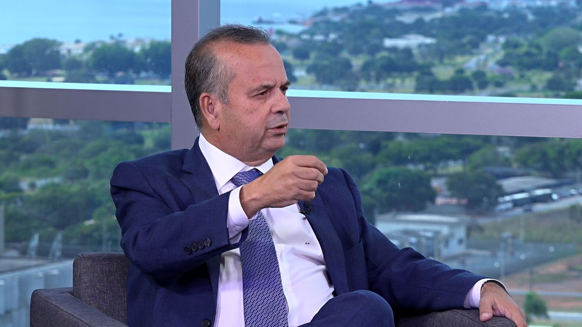 Governo Lula tem agenda ultrapassada e velha, diz Rogério Marinho à CNN ...