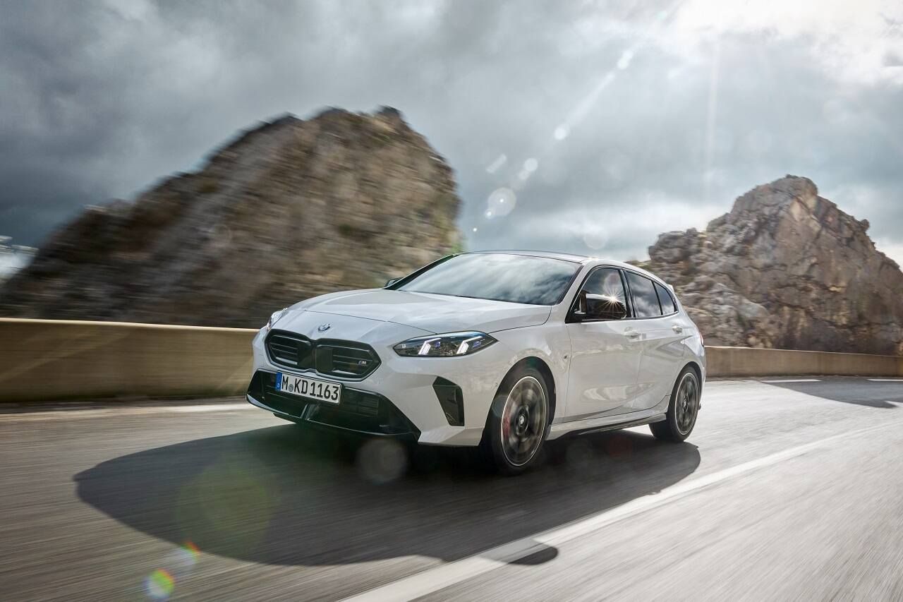 Novo Série 1: BMW apresenta quarta geração do hatch compacto premium ...