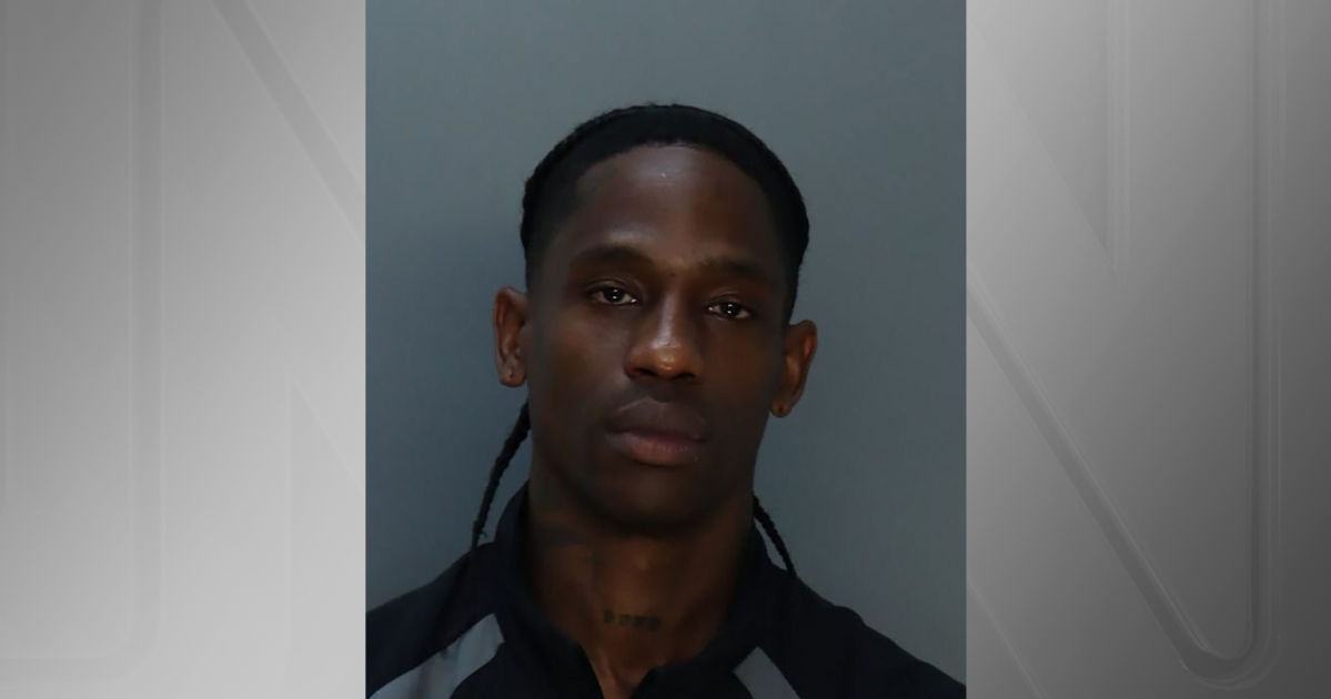 Rapper Travis Scott é preso por invasão de propriedade e embriaguez ...