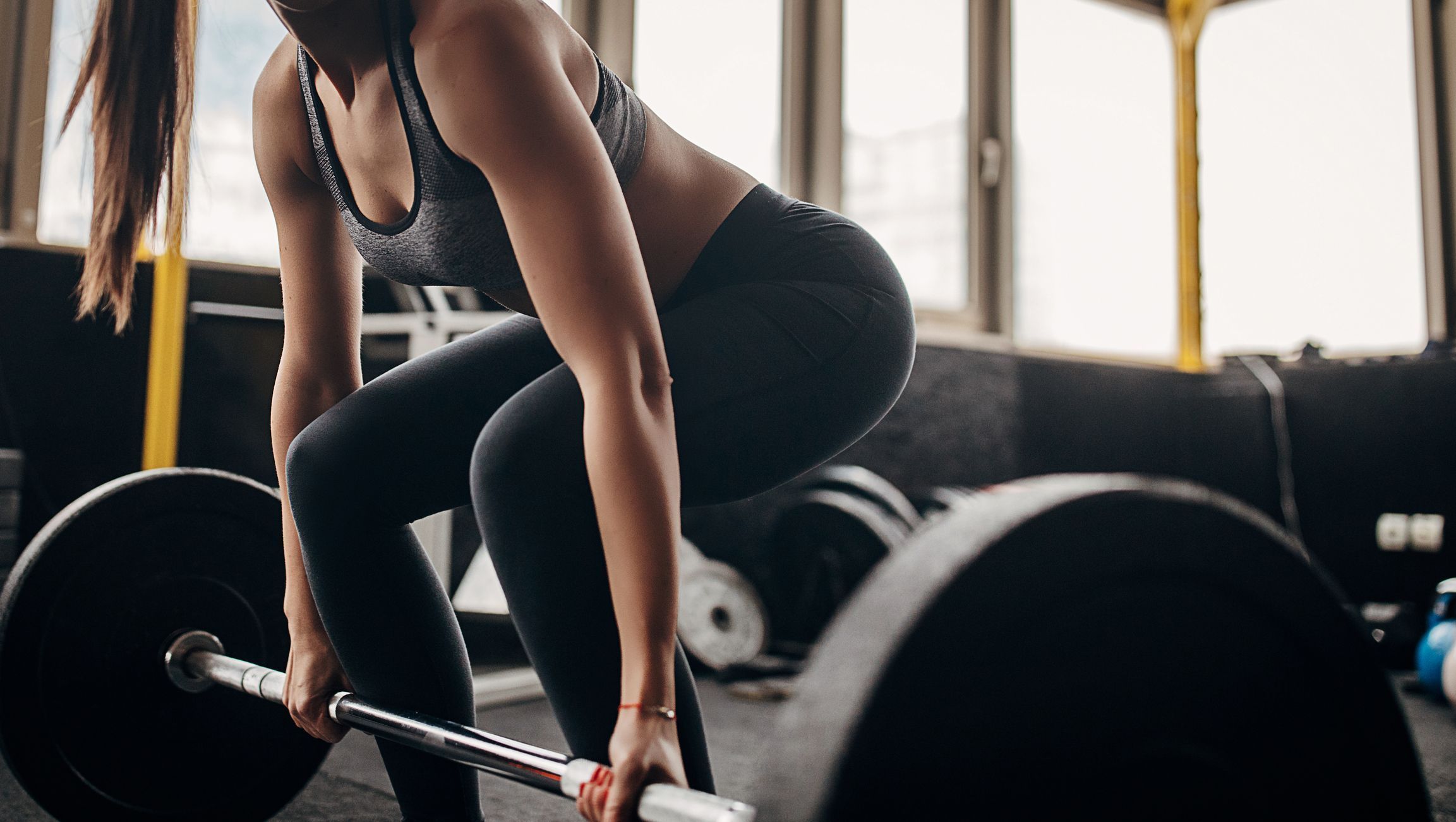 Treino para glúteos: veja 5 exercícios analisados por especialistas ...