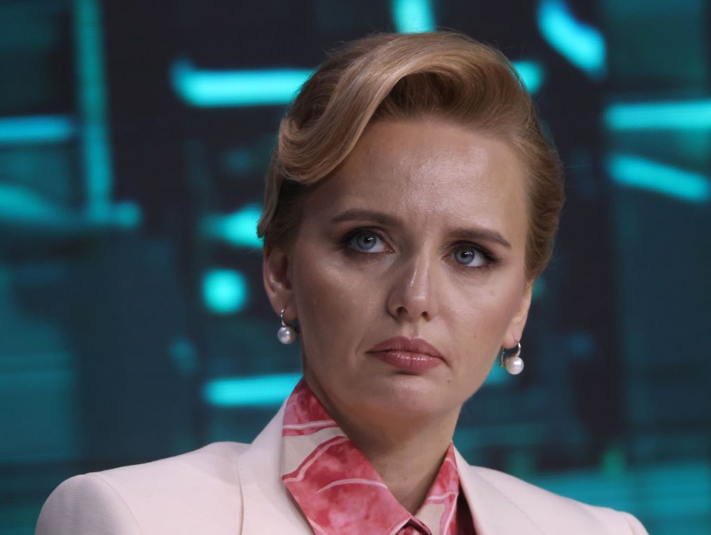 Filhas de Putin fazem rara aparição no Fórum Econômico de São ...