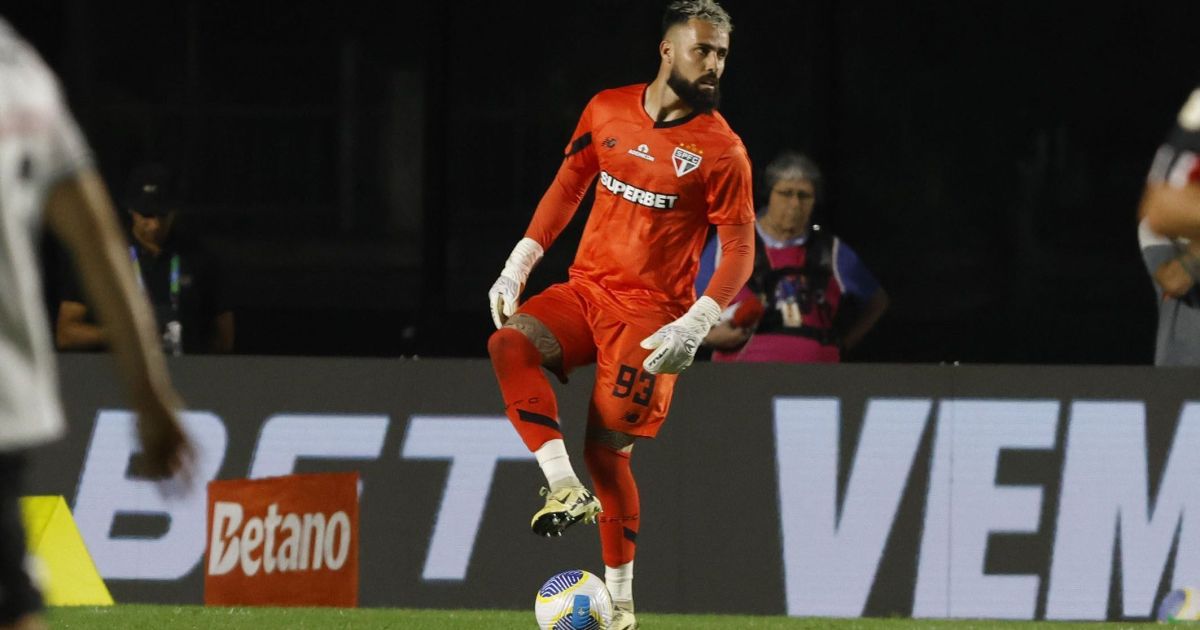 Brasileirão: quem são os goleiros com o melhor e o pior índice de passes? | CNN Brasil