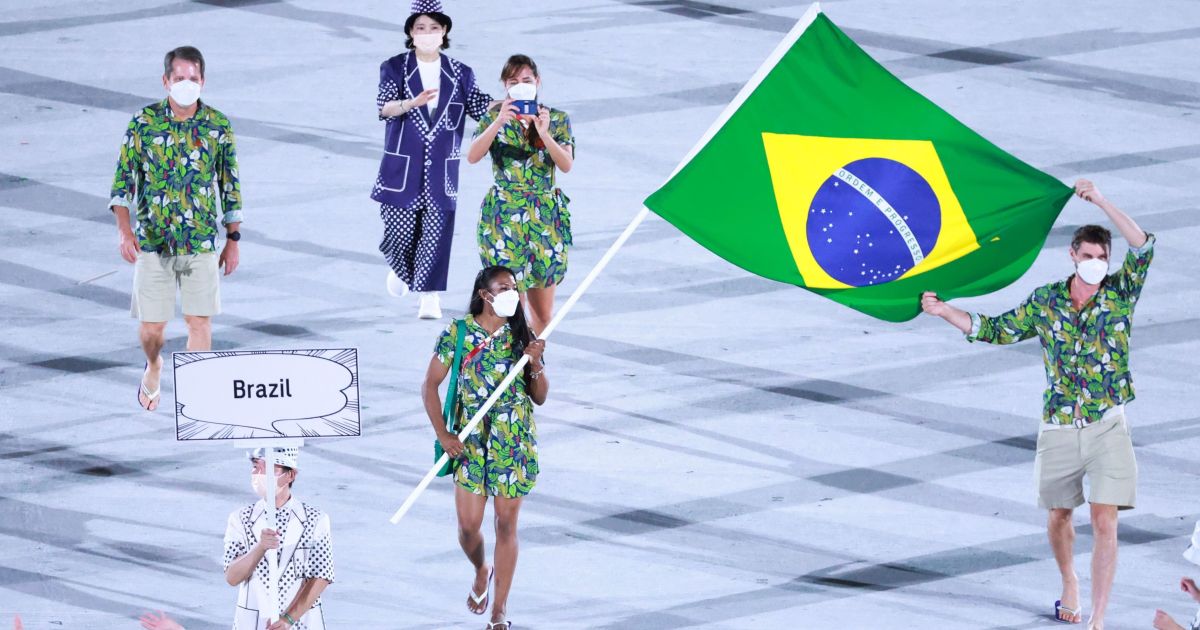 Paris 2024: veja todos os porta-bandeiras do Brasil em Olimpíadas | CNN ...