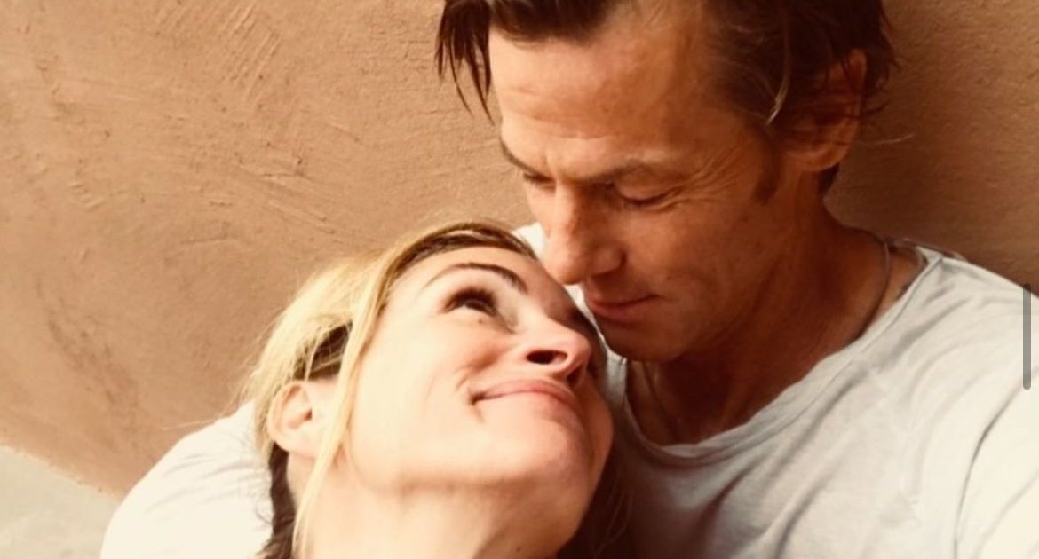 Julia Roberts e marido celebram 23 anos de união com fotos inusitadas ...