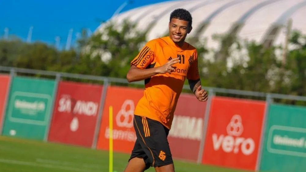 Inter acerta empréstimo de volante a clube de Portugal; saiba mais ...