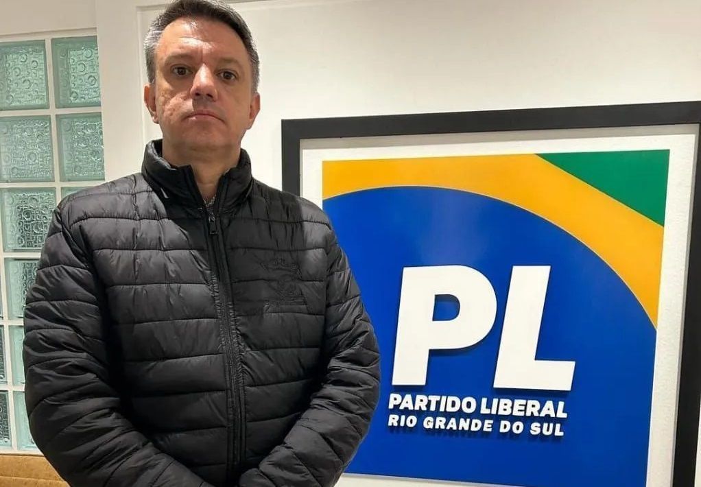 Porto Alegre: Primo de Ustra se filia ao PL e vai concorrer a vereador ...