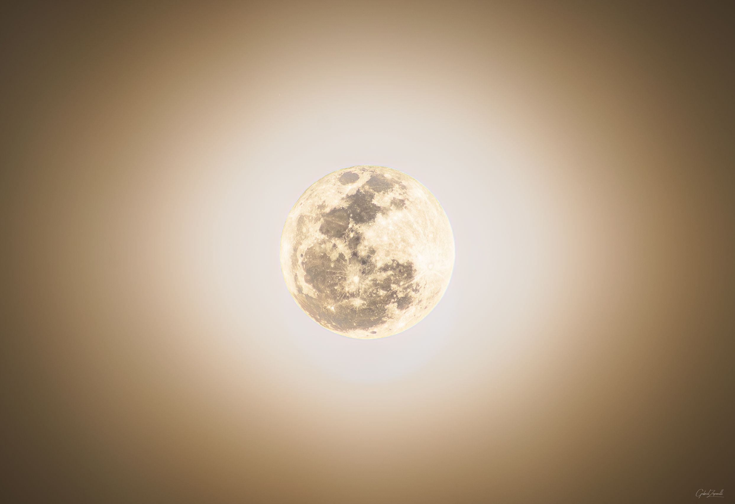 Superlua azul: veja fotos do fenômeno ao redor do planeta | CNN Brasil