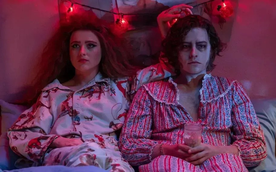 Romance, terror e comédia: "Lisa Frankenstein" chega ao streaming | CNN ...