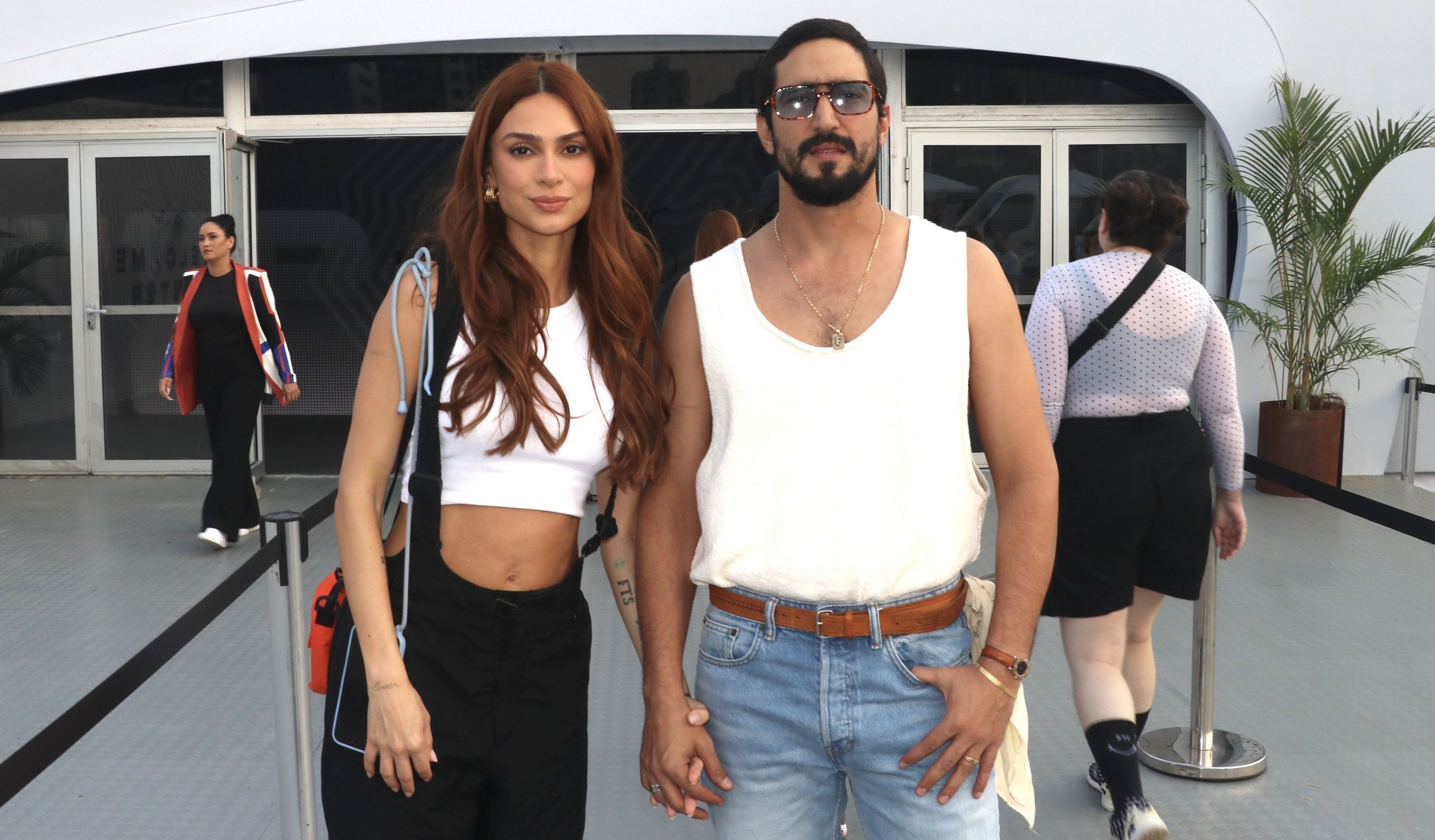 Thaila Ayala celebra 5 anos de casamento com Renato Góes em vídeo especial | CNN Brasil