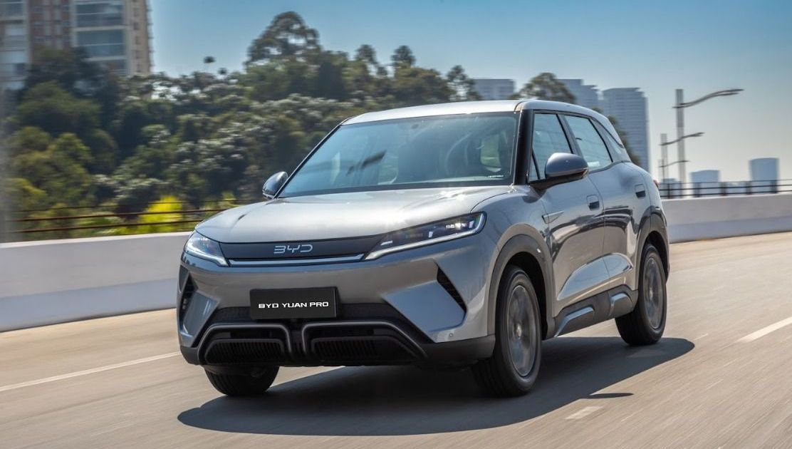 BYD lança novo Yuan Pro que roda 250 km com uma carga | CNN Brasil