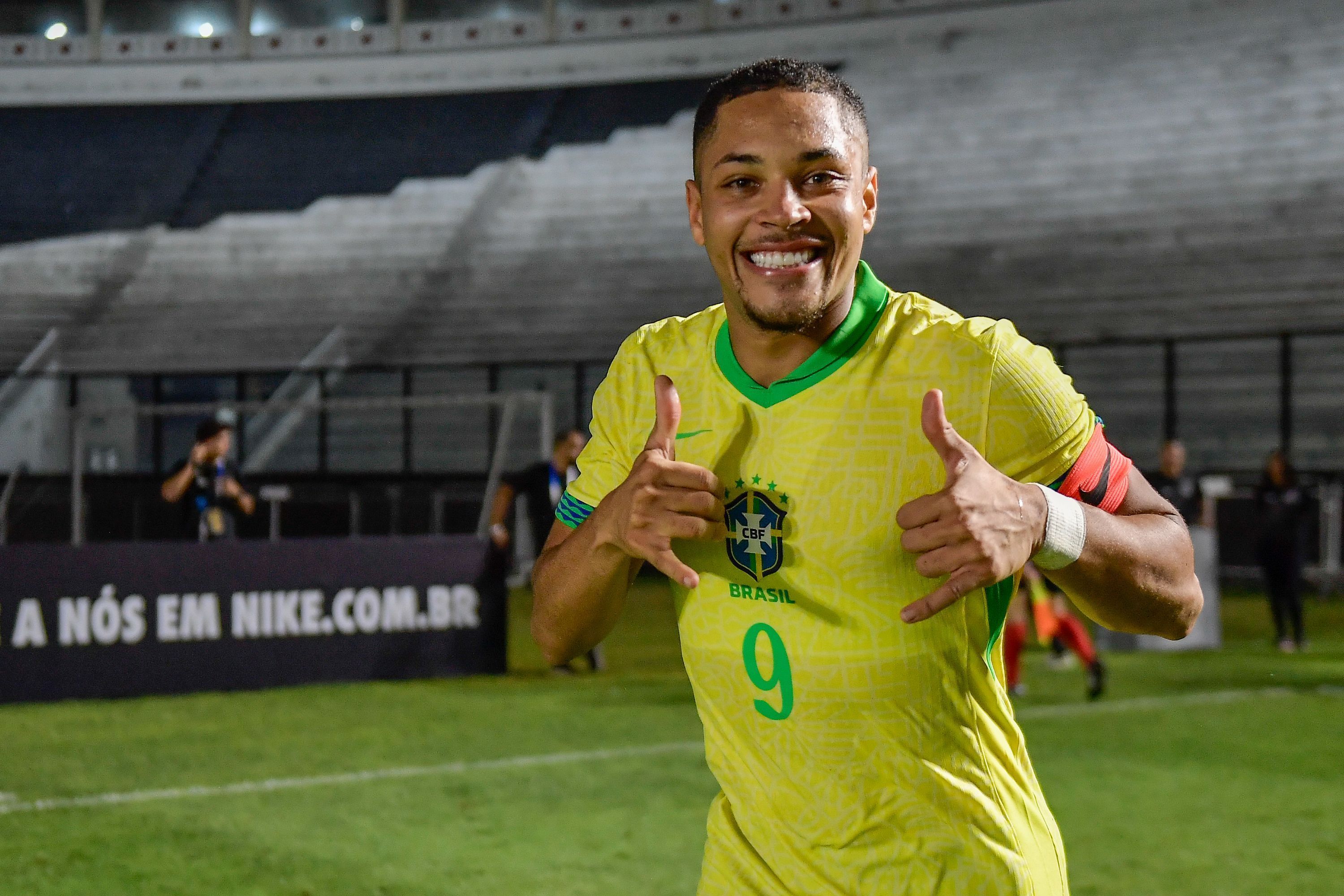 Com gol de Vitor Roque, Brasil vence México em amistoso sub-20 | CNN Brasil